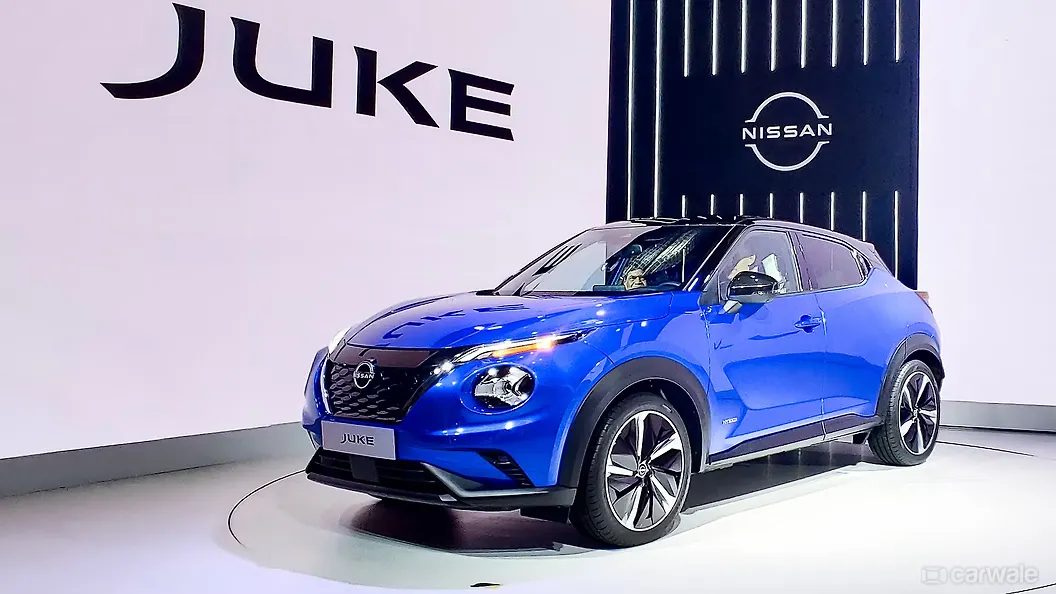 Juke Left Front Three Quarter Image, Juke Photos in India - CarWale
