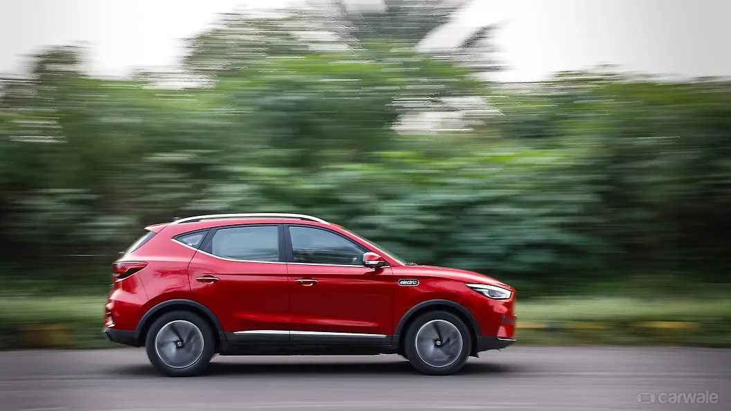 ZS EV Left Side View Image, ZS EV Photos in India - CarWale