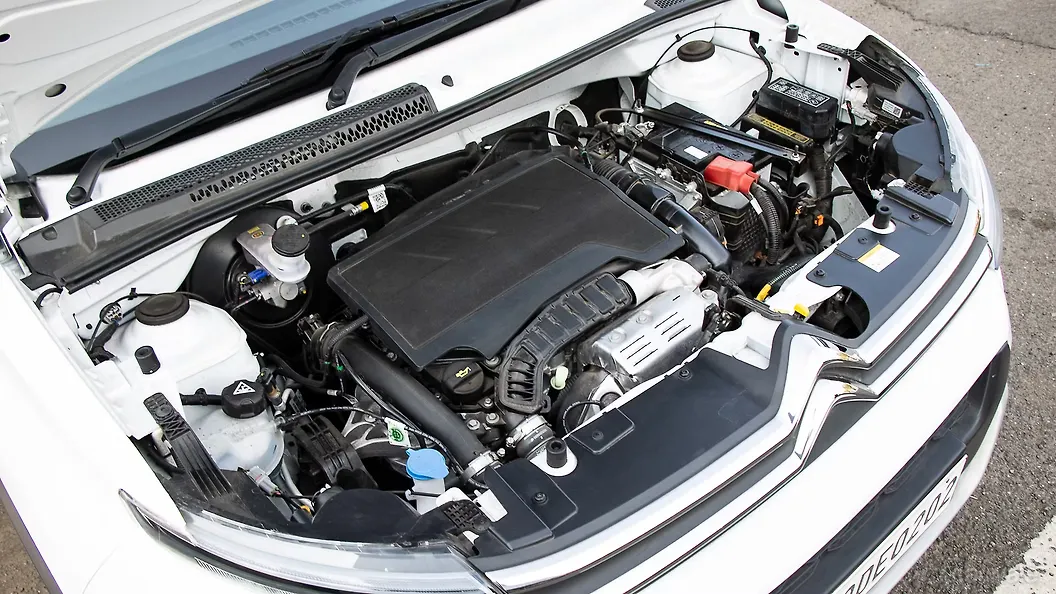 C3 Engine Shot Image, C3 Photos in India - CarWale