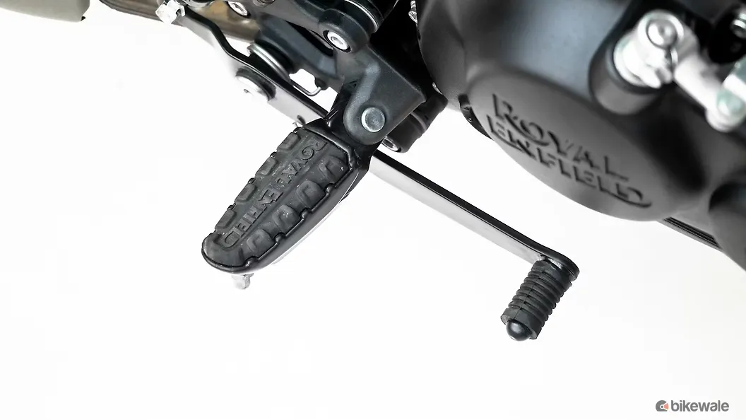 Royal Enfield Guerrilla 450 Front Brake Lever Image – BikeWale