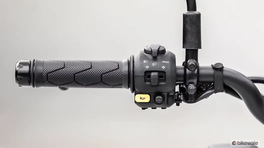 Royal Enfield Guerrilla 450 Multifunction Switchgear Image – BikeWale