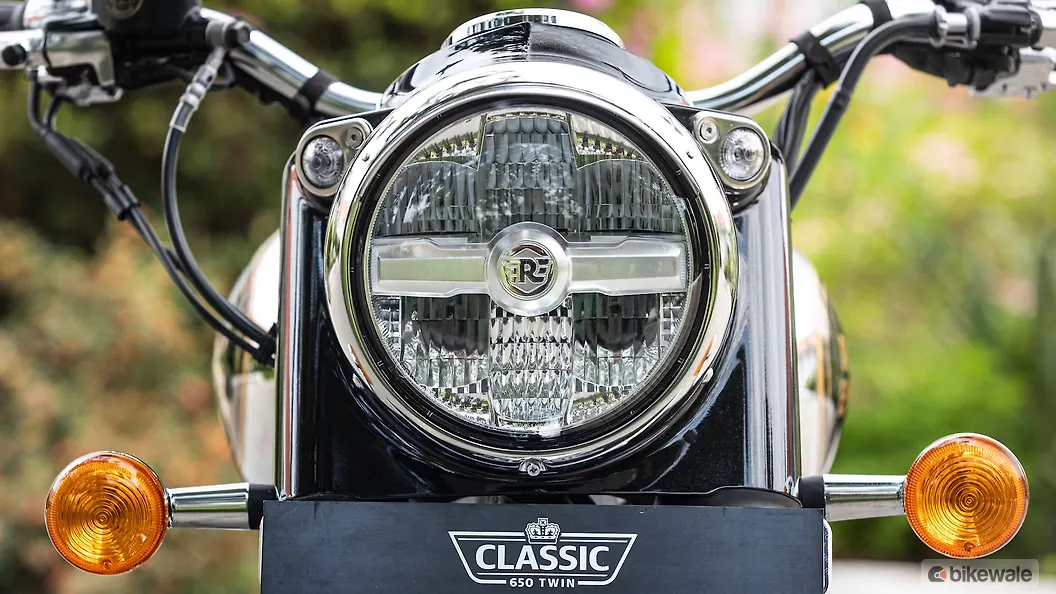 Royal Enfield Classic 650 Head Light Image – BikeWale