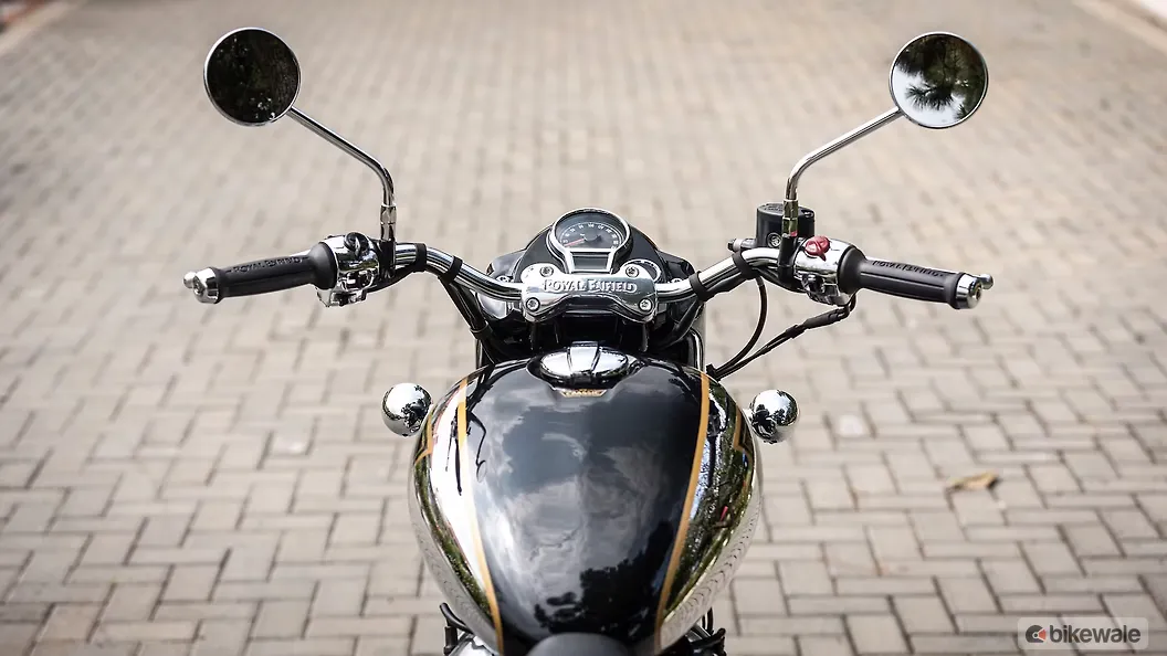 Royal Enfield Classic 650 Branding/Fuel Tank Decal Image – BikeWale