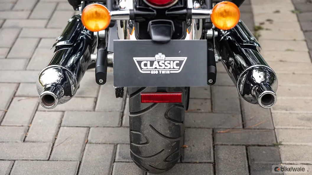 Royal Enfield Classic 650 Rear Reflex Reflector Image – BikeWale