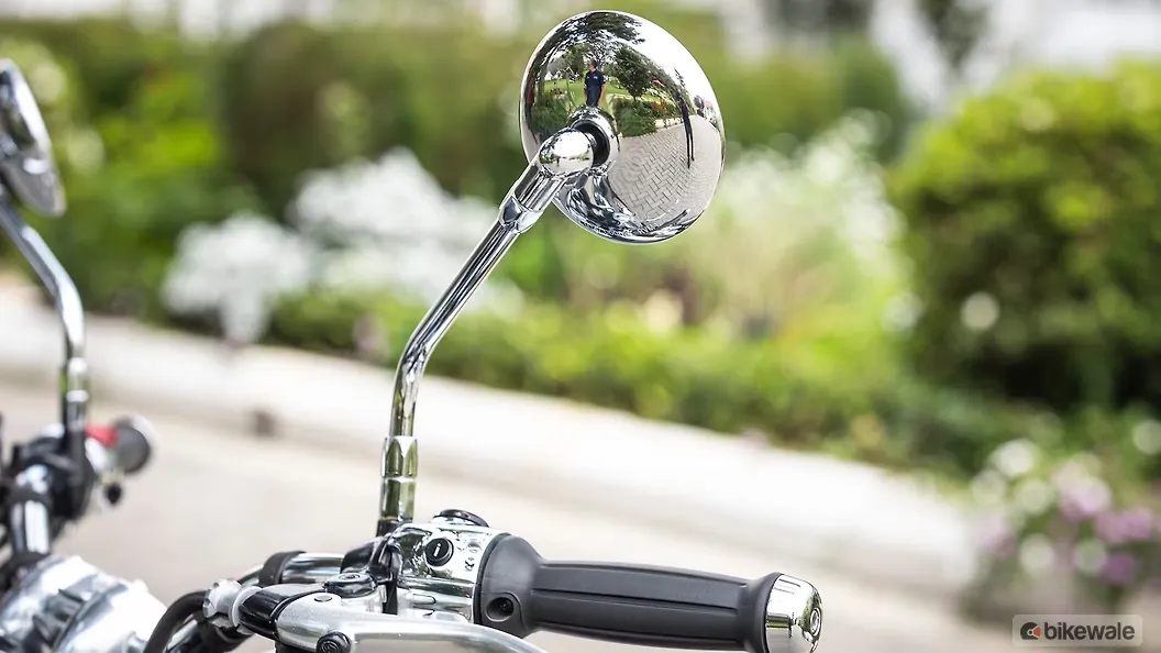 Royal Enfield Classic 650 Rear View Mirror Image – BikeWale