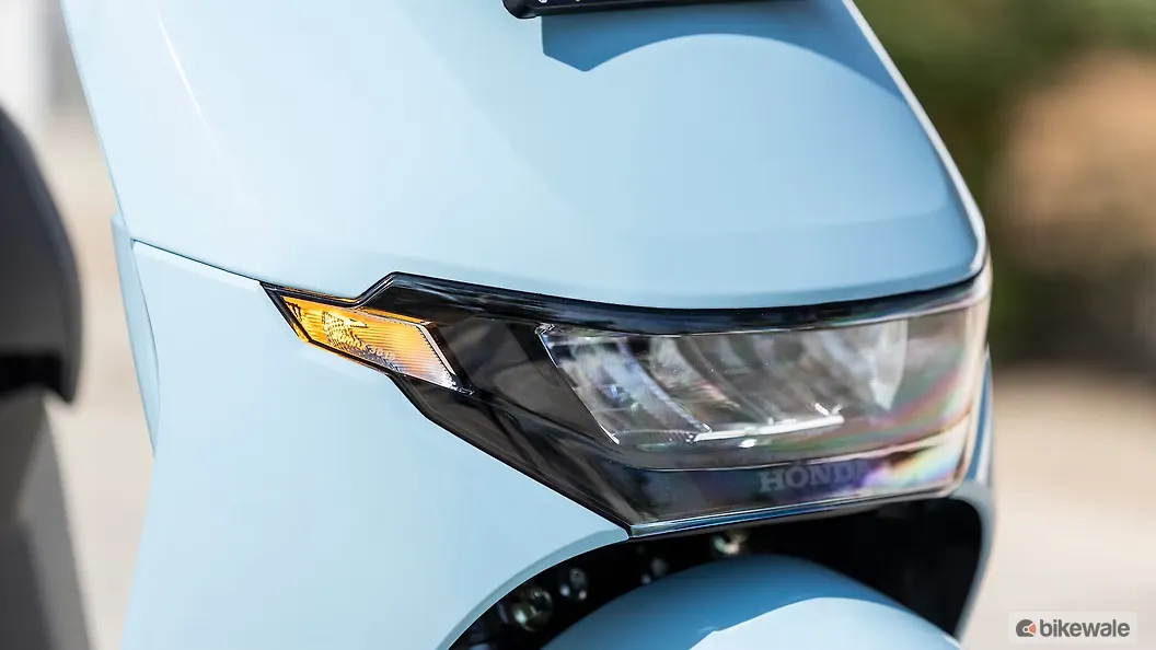 Honda Activa e Front Turn Indicators Image – BikeWale