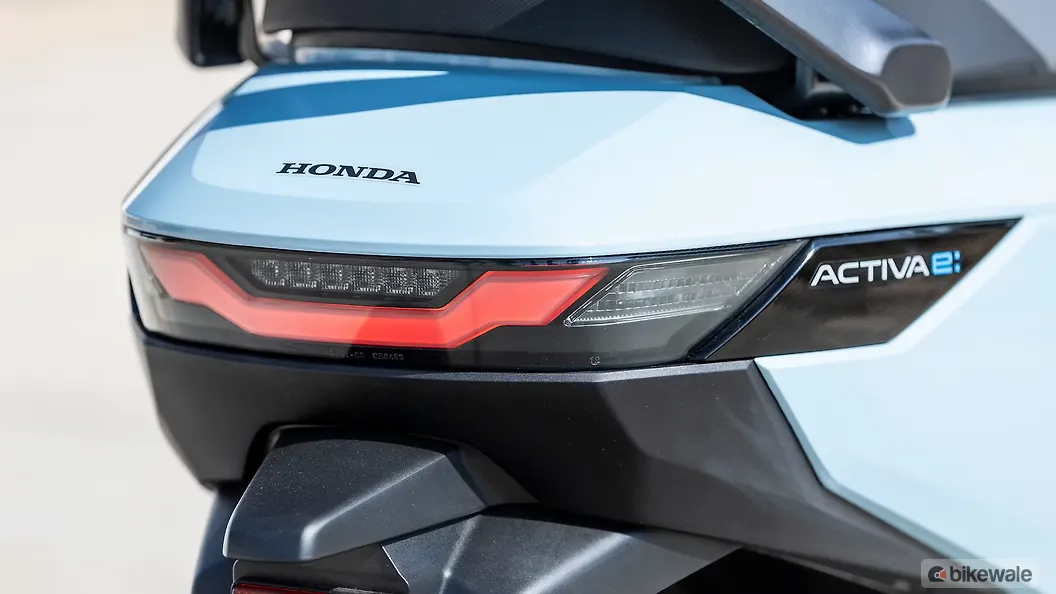 Honda Activa e Right Side Body Panel Decal Image – BikeWale