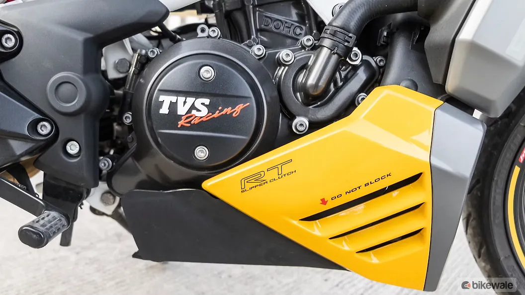 TVS Apache RTR 310 [2023-2024] Rear Alloy Wheel Image – BikeWale