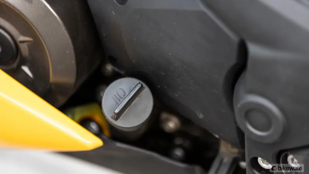 TVS Apache RTR 310 Oil Cap/Dipstick Image – BikeWale