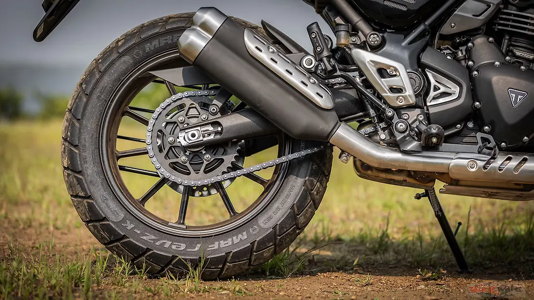 Triumph Scrambler 400 X Rear Mudguard Image – BikeWale