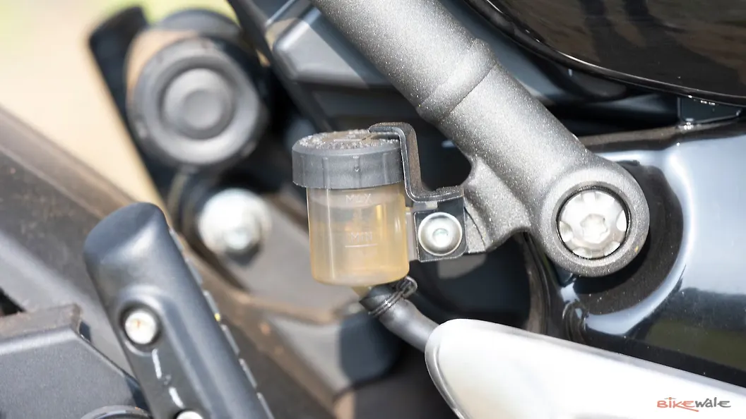 Triumph Scrambler 400 X Rear Brake Fluid Reservoir Image – BikeWale