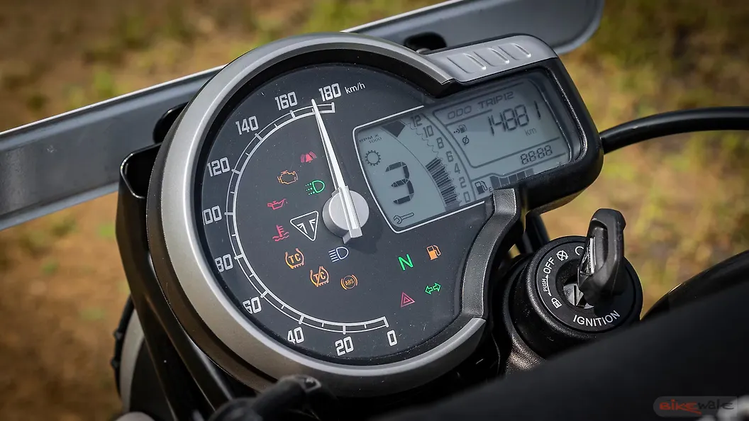Triumph Scrambler 400 X Tachometer Image – BikeWale