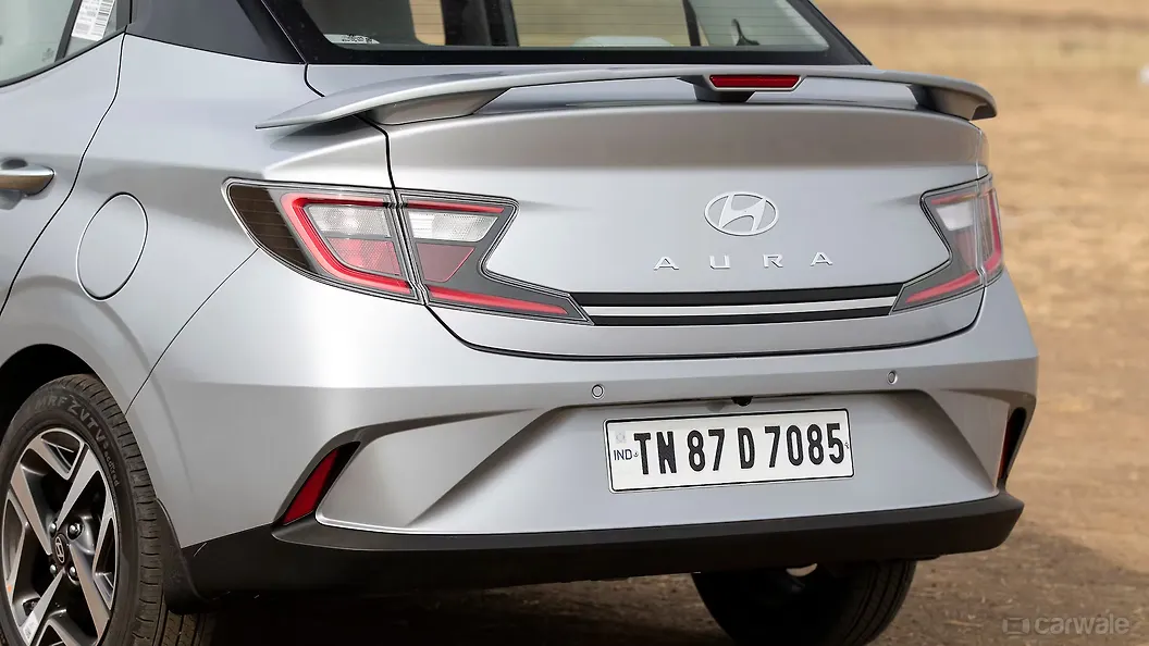 ऑरा Closed Boot/Trunk इमेज, ऑरा भारत में फ़ोटोज़ - कारवाले