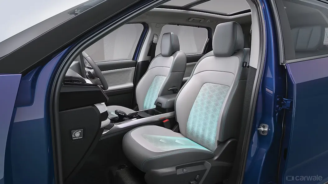 Harrier EV Front Row Seats Image, Harrier EV Photos in India - CarWale