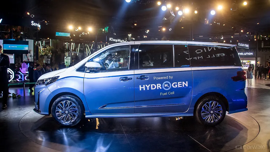 MG Euniq 7 Images - Interior & Exterior Photo Gallery - CarWale