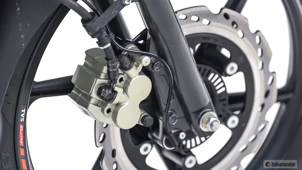 TVS Apache RTR 160 Fuel Tank Image – BikeWale