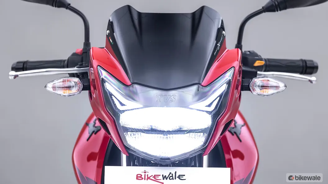 TVS Apache RTR 160 Head Light Image – BikeWale