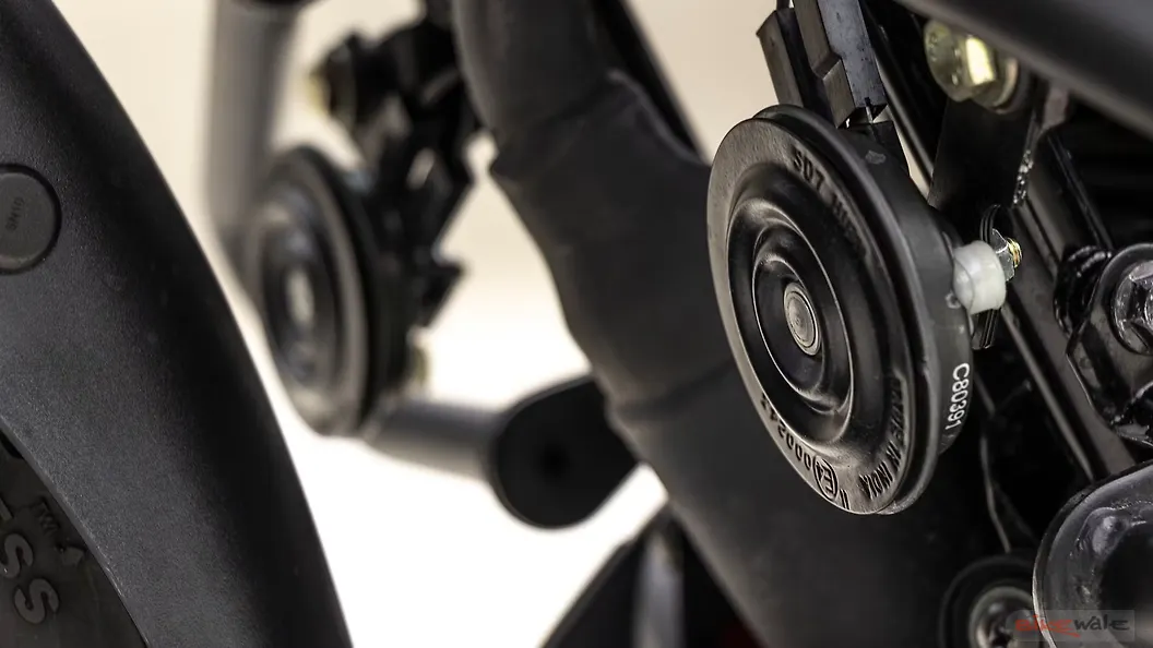 TVS Apache RTR 160 Fuel Tank Image – BikeWale