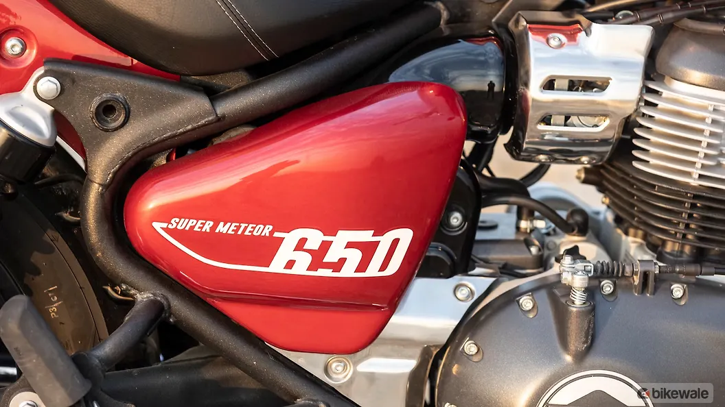 Royal Enfield Super Meteor 650 Engine From Left Image – BikeWale