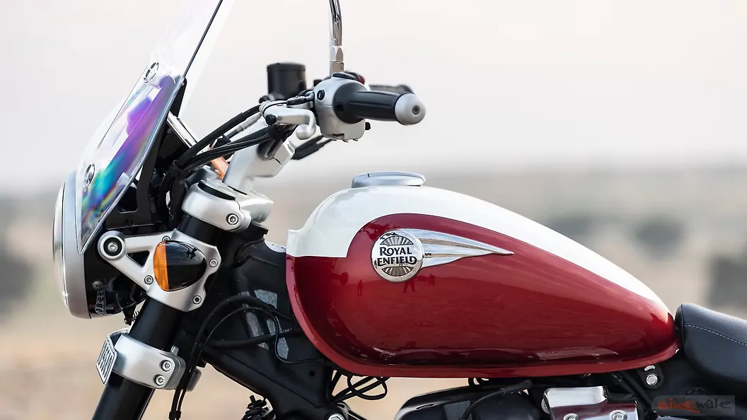 Royal Enfield Super Meteor 650 Engine From Left Image – BikeWale