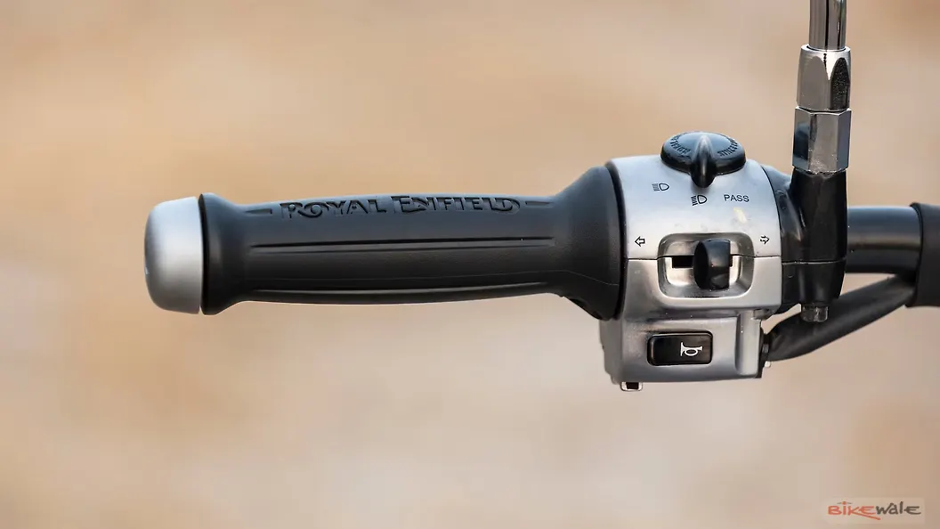 Royal Enfield Super Meteor 650 Handle Bar Image – BikeWale