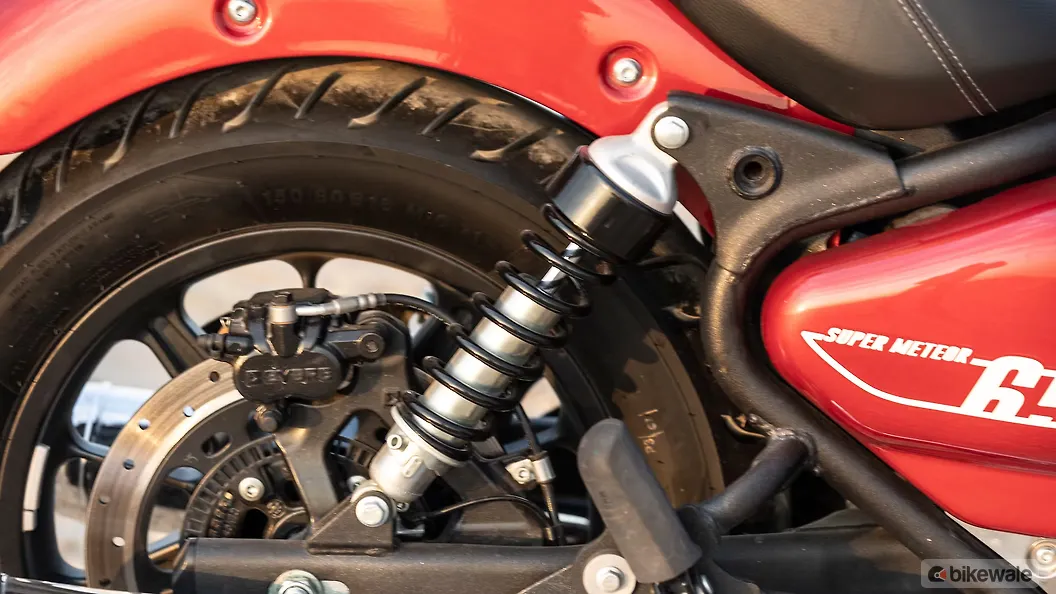 Royal Enfield Super Meteor 650 Rear Suspension Image – BikeWale