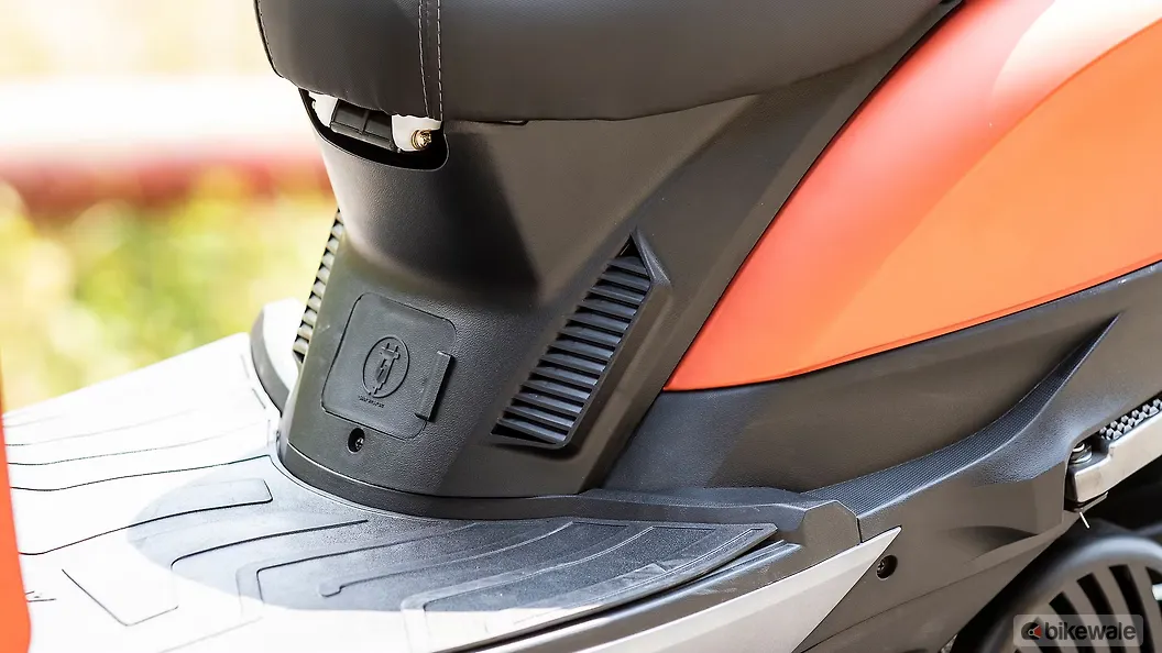 Ampere Primus Electric Bike Charging Input Plug Image – BikeWale