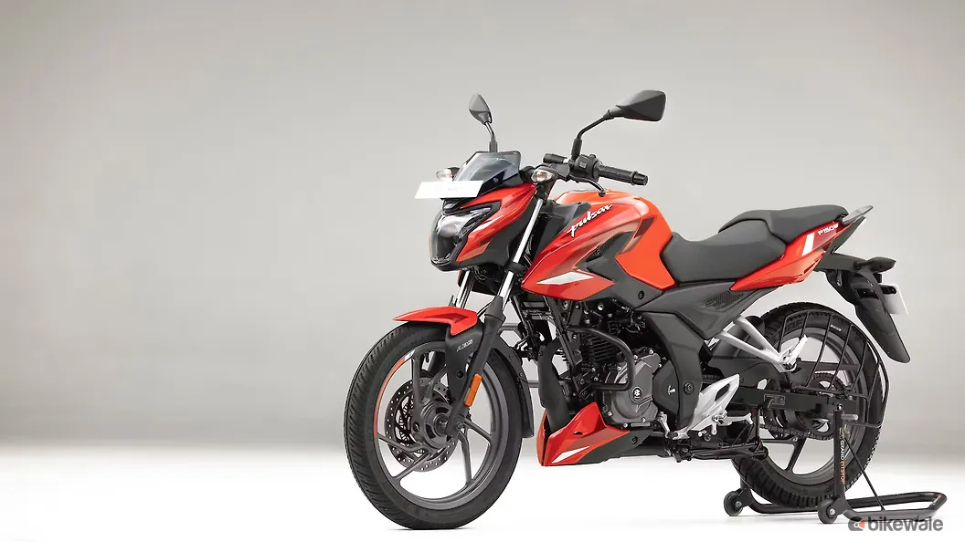 Bajaj Pulsar P150 Left Side View Image – BikeWale