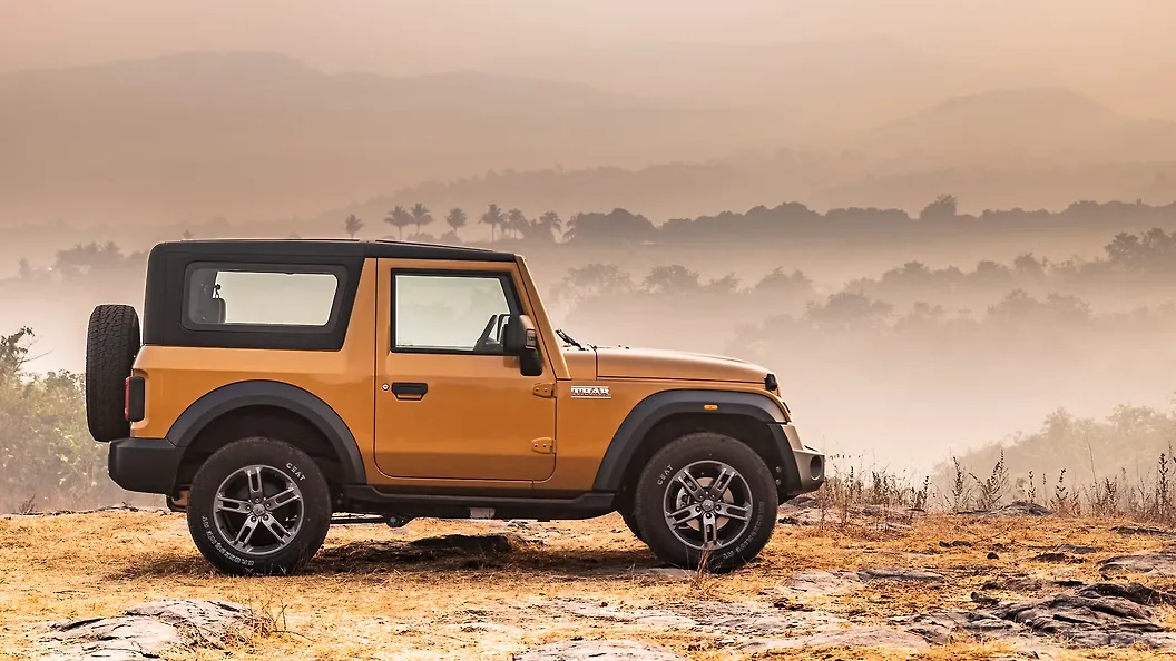 Thar Right Side View Image, Thar Photos in India - CarWale