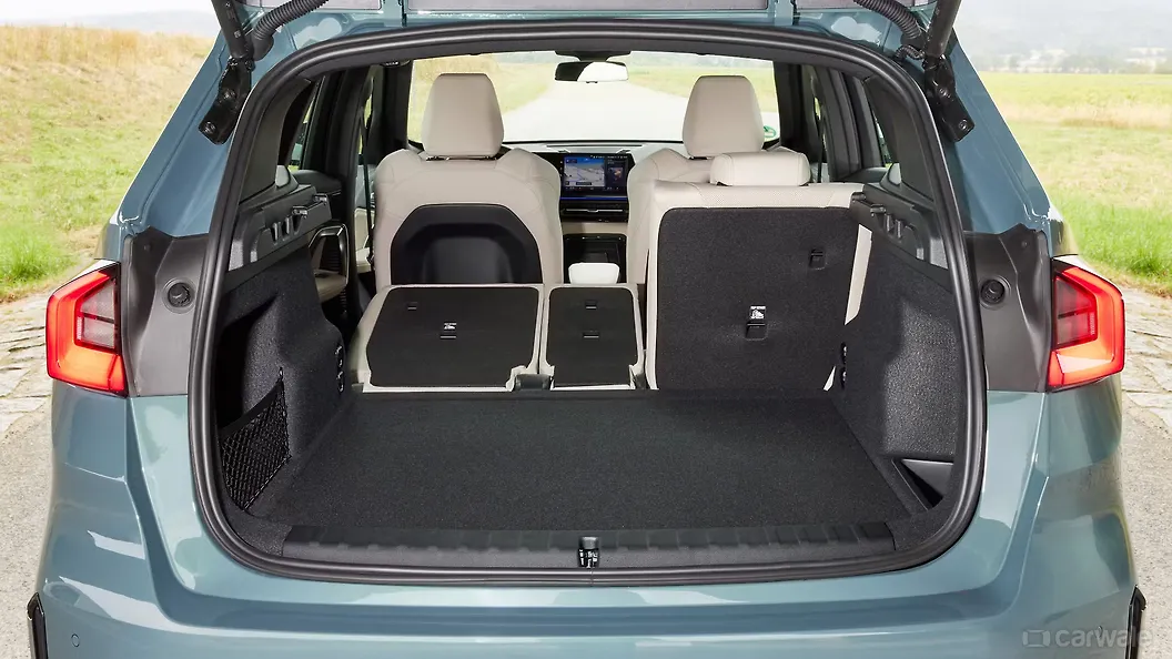 X1 Open Boot/Trunk Image, X1 Photos in India - CarWale