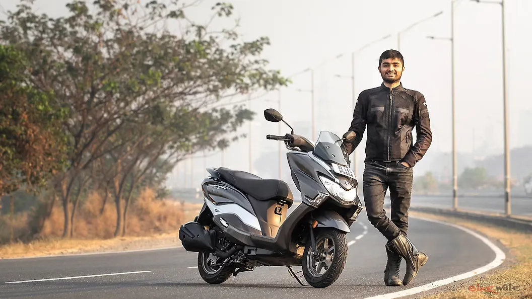 Suzuki Burgman Street 125 Left Front Three Quarter Image – BikeWale