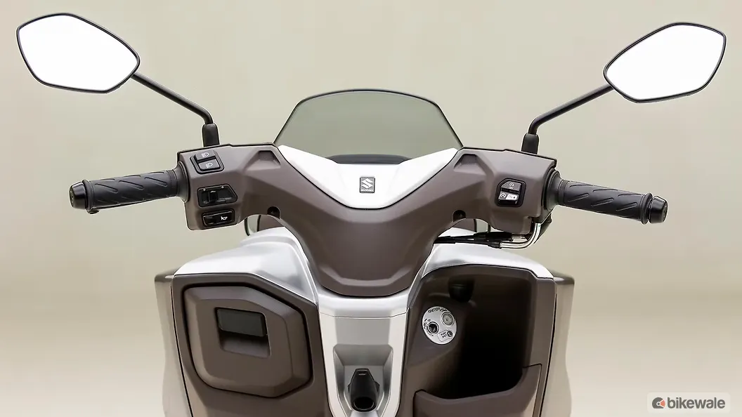 Suzuki Burgman Street 125 Front View Image – BikeWale