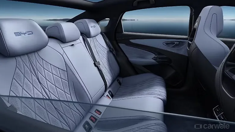 Seal Rear Logo Image, Seal Photos in India - CarWale