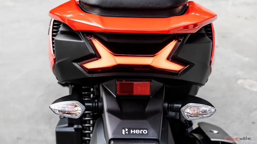 Hero Xoom Tail Light Image – BikeWale