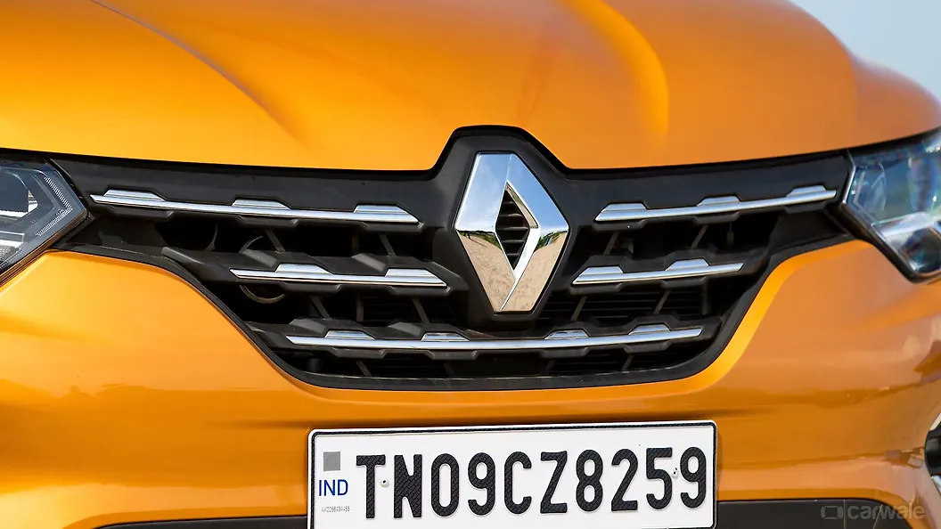 ट्राइबर सामने का लोगो इमेज, ट्राइबर भारत में फ़ोटोज़ - कारवाले