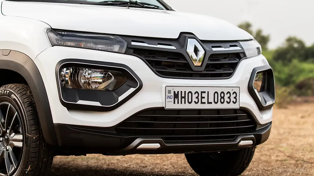 Kwid Closed Hood/Bonnet Image, Kwid Photos in India - CarWale