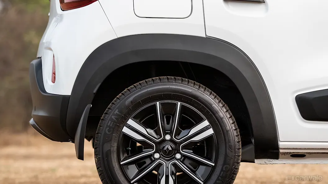 Kwid Closed Boot/Trunk Image, Kwid Photos in India - CarWale