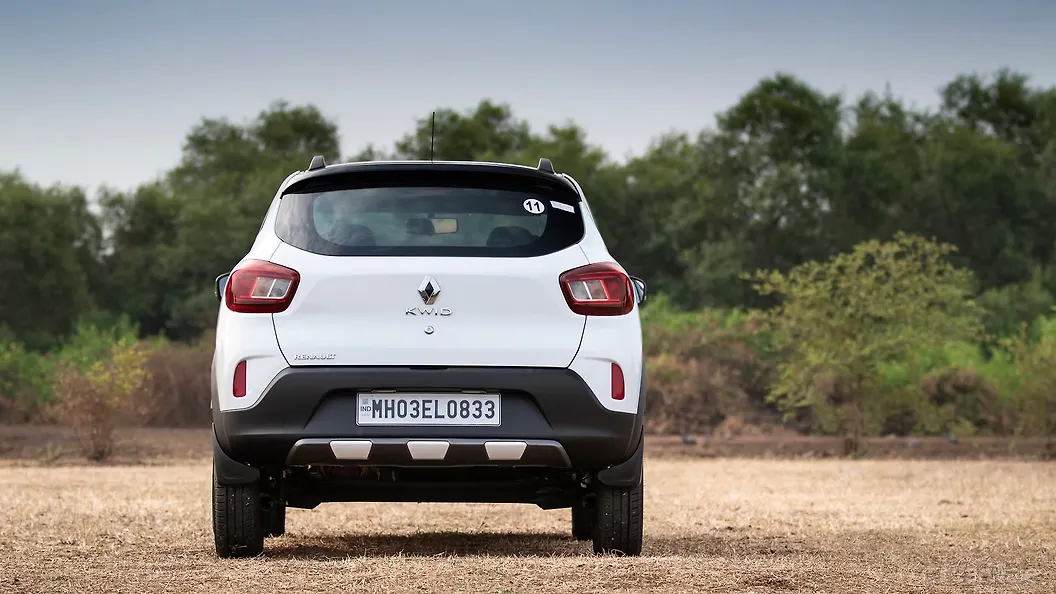 Kwid Left Rear Three Quarter Image, Kwid Photos in India - CarWale