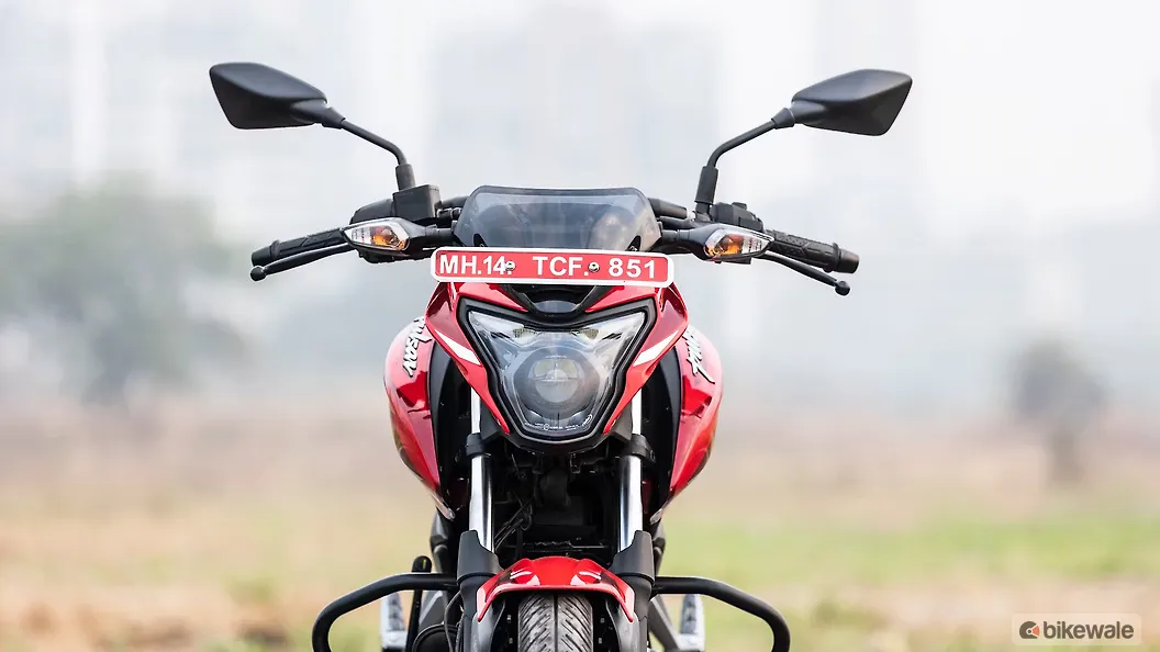 TVS Apache RTR 160 Front Turn Indicators Image – BikeWale