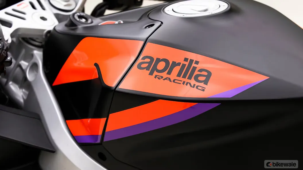 Aprilia RS 457 Branding/Fuel Tank Decal Image – BikeWale
