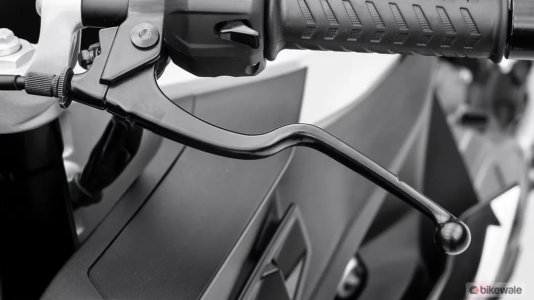 Aprilia RS 457 Front Brake Lever Adjuster Image – BikeWale