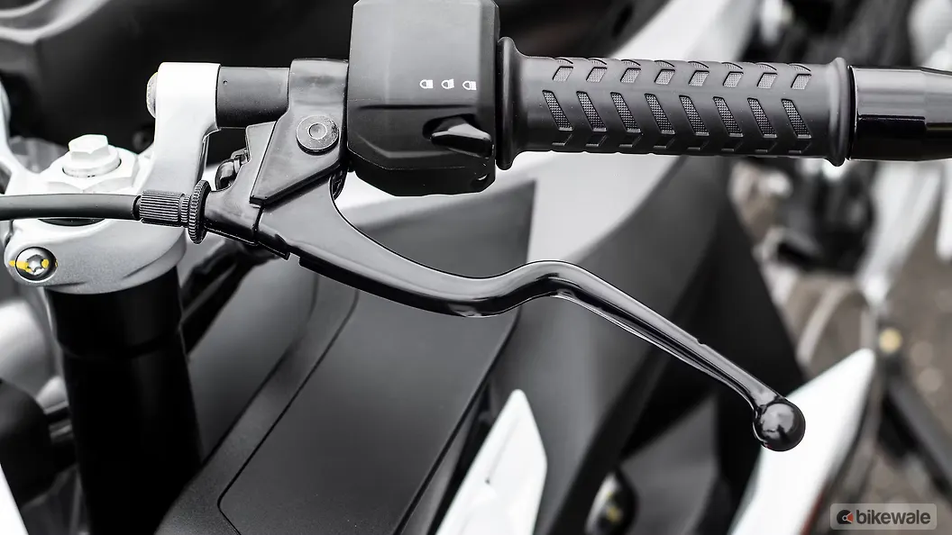 Aprilia RS 457 Clutch Lever Adjuster Image – BikeWale