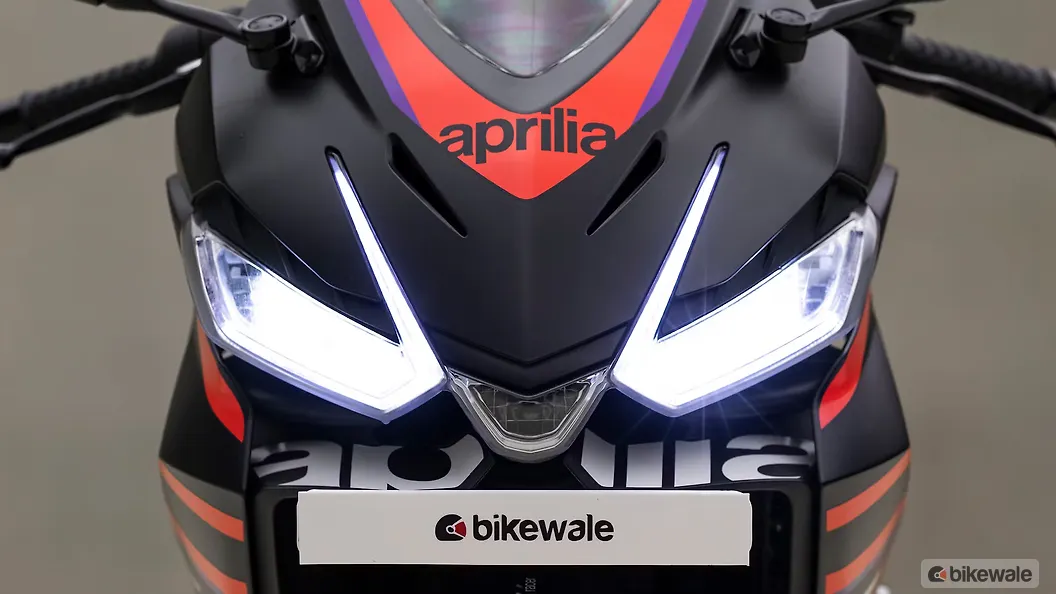 Aprilia RS 457 Front Turn Indicators Image – BikeWale