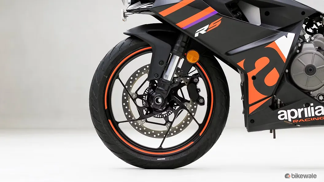 Aprilia RS 457 Front Wheel Image – BikeWale