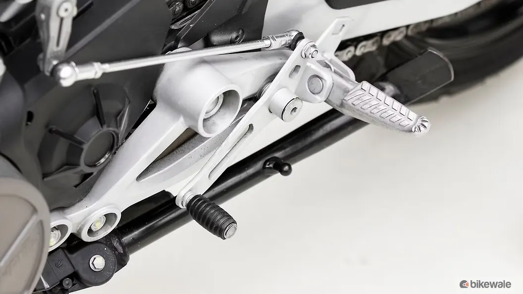 Aprilia RS 457 Gear Shift Lever Image – BikeWale