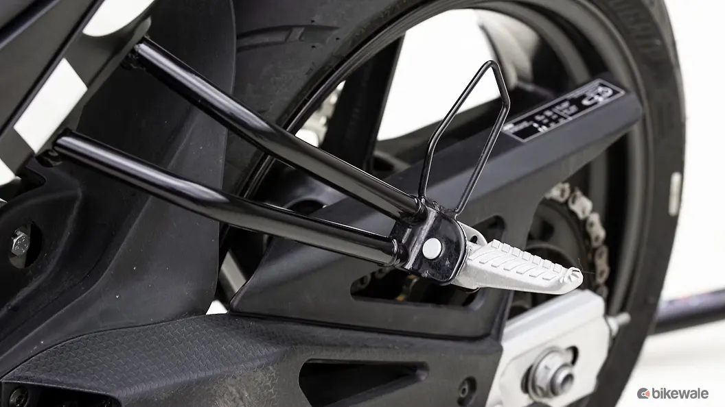Aprilia RS 457 Side Stand Image – BikeWale