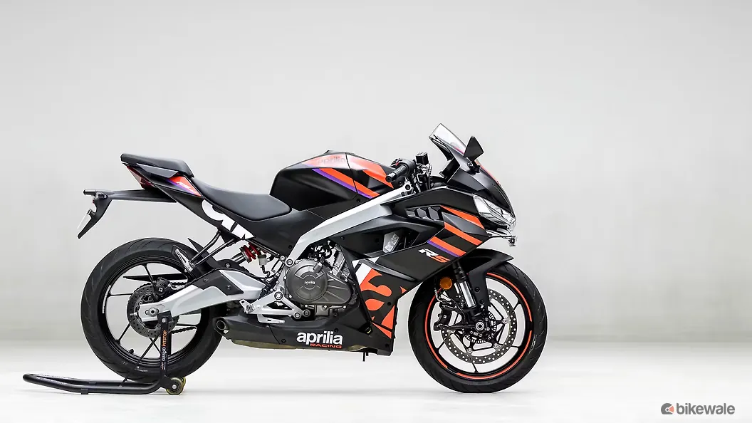 Images of Aprilia RS 457 | Photos of RS 457 - BikeWale