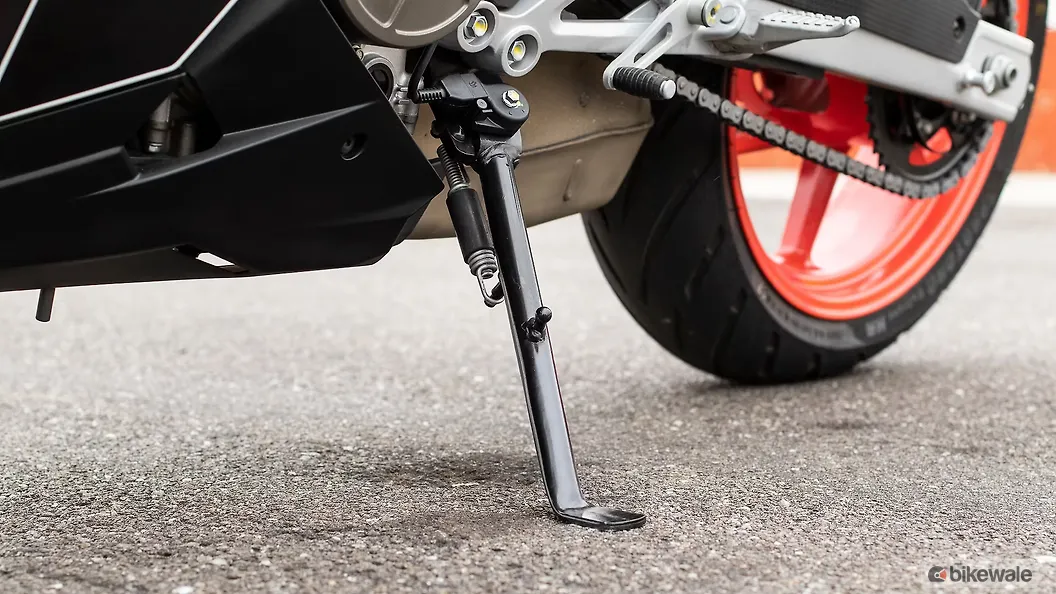 Aprilia RS 457 Side Stand Image – BikeWale