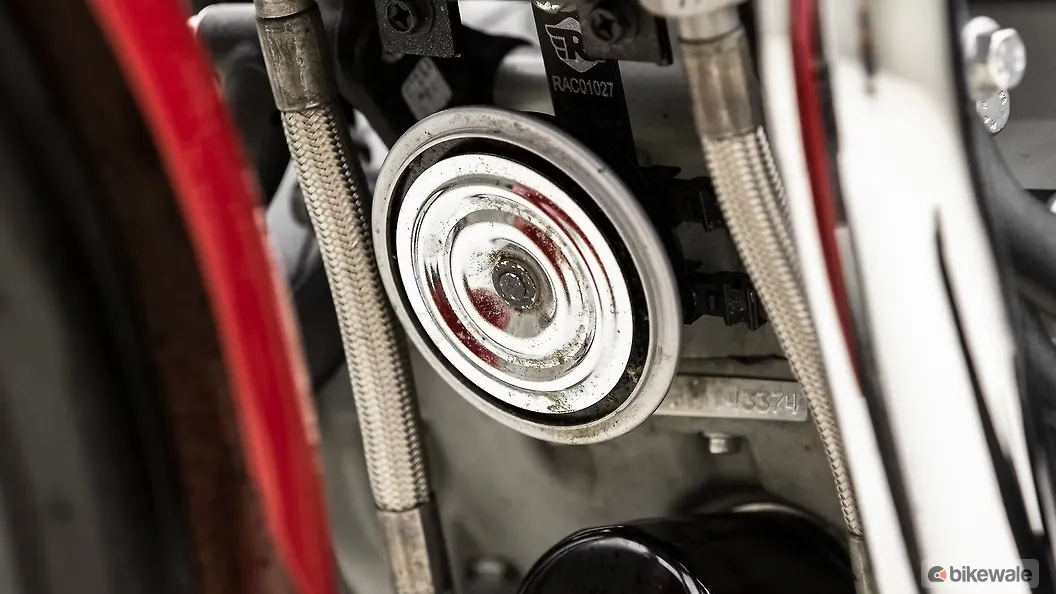 Royal Enfield Super Meteor 650 Horn Image – BikeWale