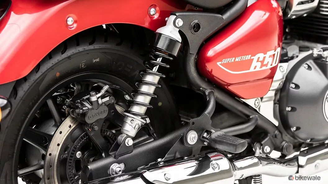 Royal Enfield Super Meteor 650 Rear Suspension Image – BikeWale